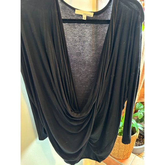 June and Hudson | Tops | Guc June And Hudson Black Drapey Knit Top ...